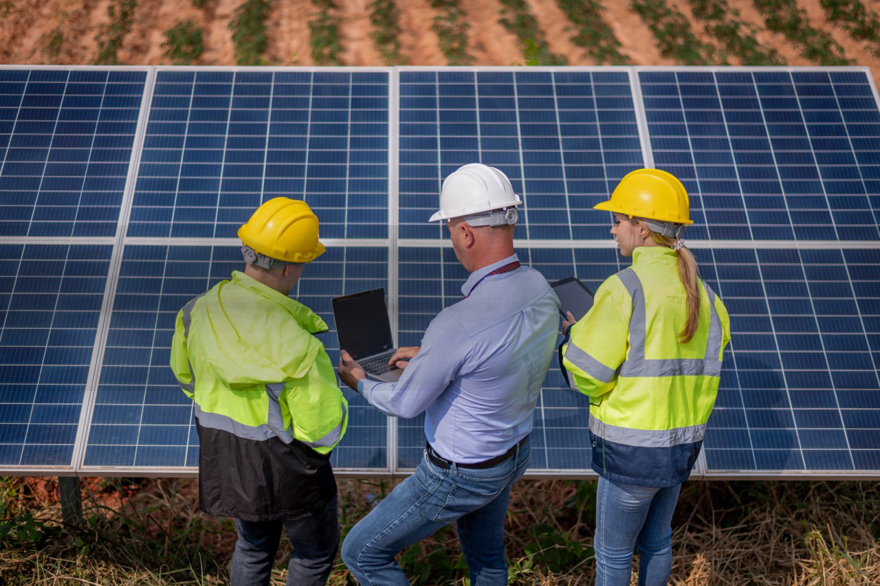 Smart Energy services - STEELWAVE